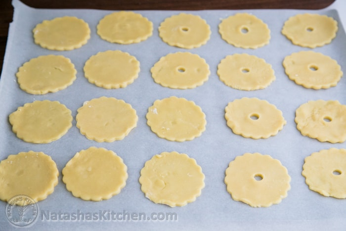 Jam Filled Sandwich Cookies (Zirochki)