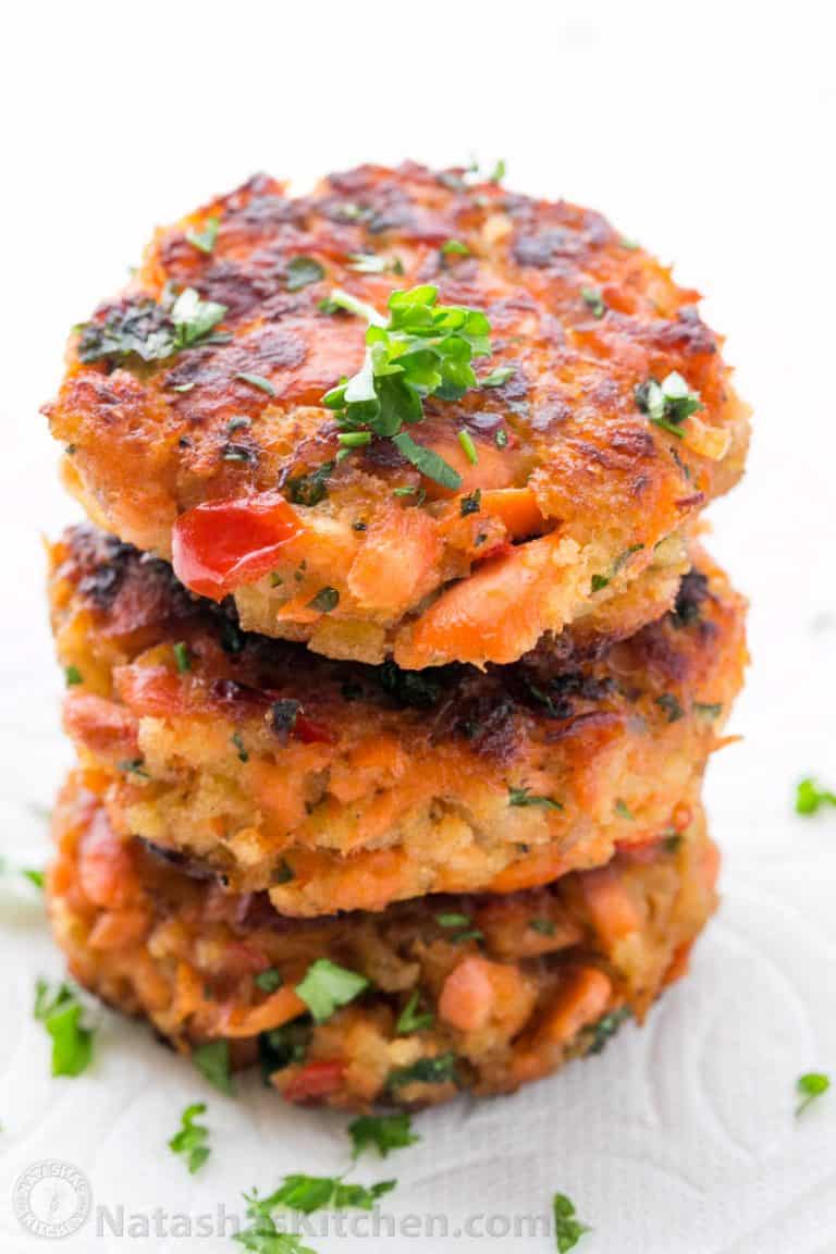 Salmon Cakes Recipe (Salmon Patties) - Natasha's Kitchen