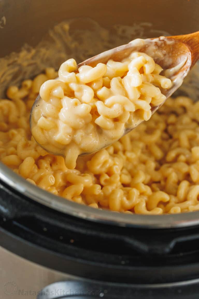 Instant Pot Mac and Cheese (VIDEO) - NatashasKitchen.com