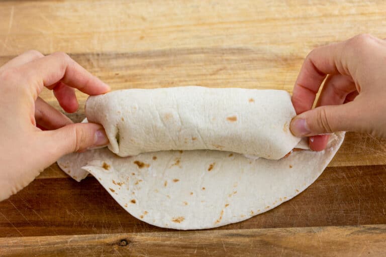 Breakfast Burritos (Freezer Friendly) - NatashasKitchen.com