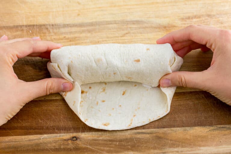 Breakfast Burritos (Freezer Friendly) - NatashasKitchen.com