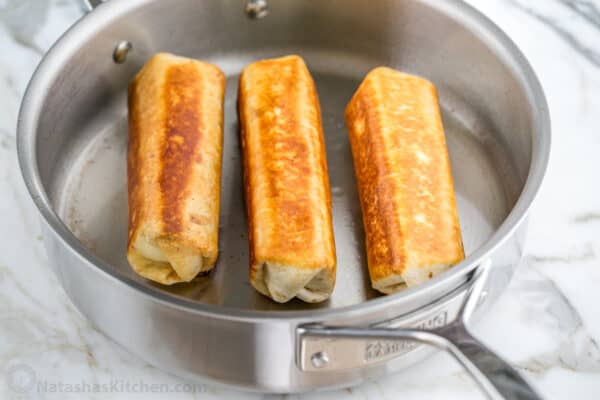 Breakfast Burritos (Freezer Friendly) - NatashasKitchen.com
